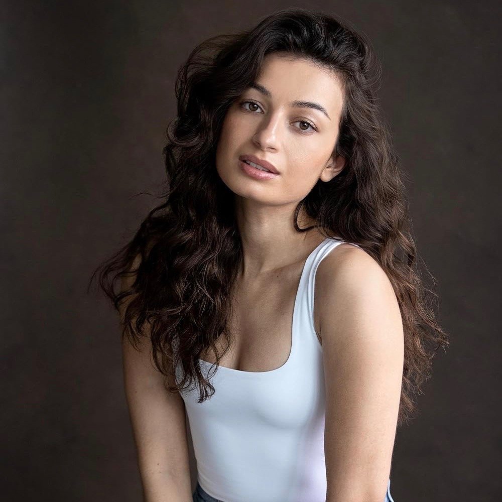 Exclusive Interview with Blair Lamora - Learn How To Smile